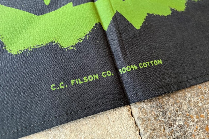 Filson Smokey Bear Bandana Midnight - Made in Bangladesh | Bandanas ...