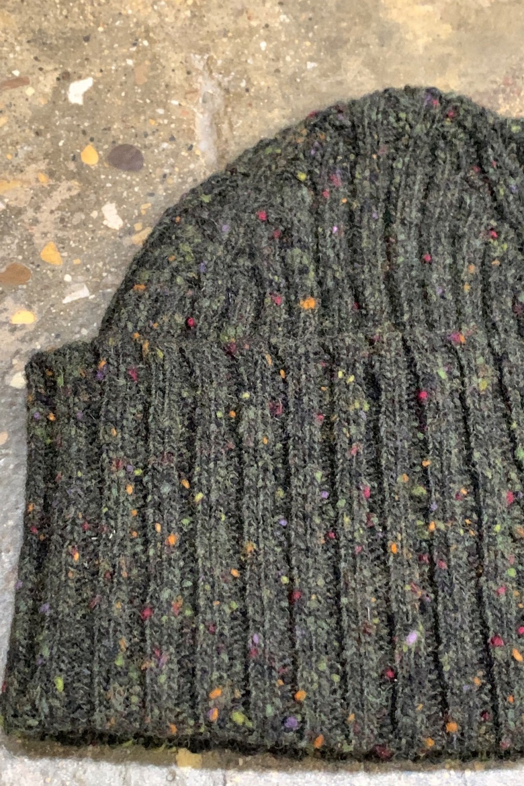 Drake's Beanie Donegal Rib Hat Mourn - Made in United Kingdom | Hats ...